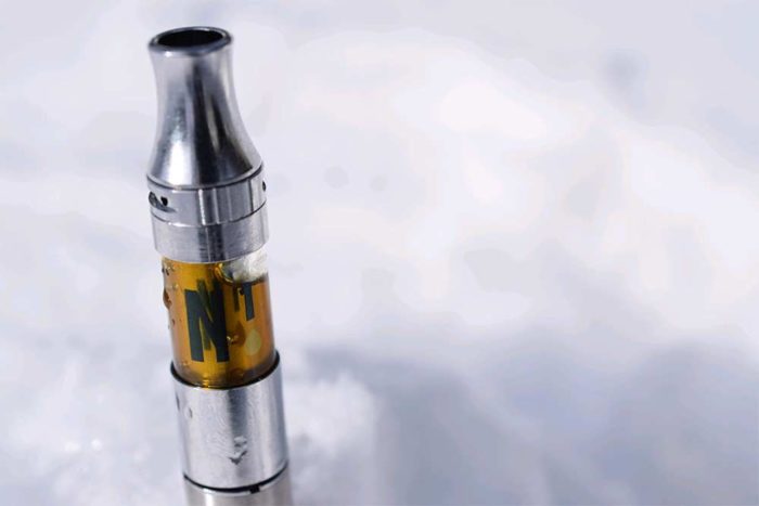 Dab Rig Cleaning 101: Everything You Need to Know